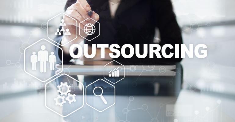 O que é outsourcing e como ele pode apoiar as indústrias?