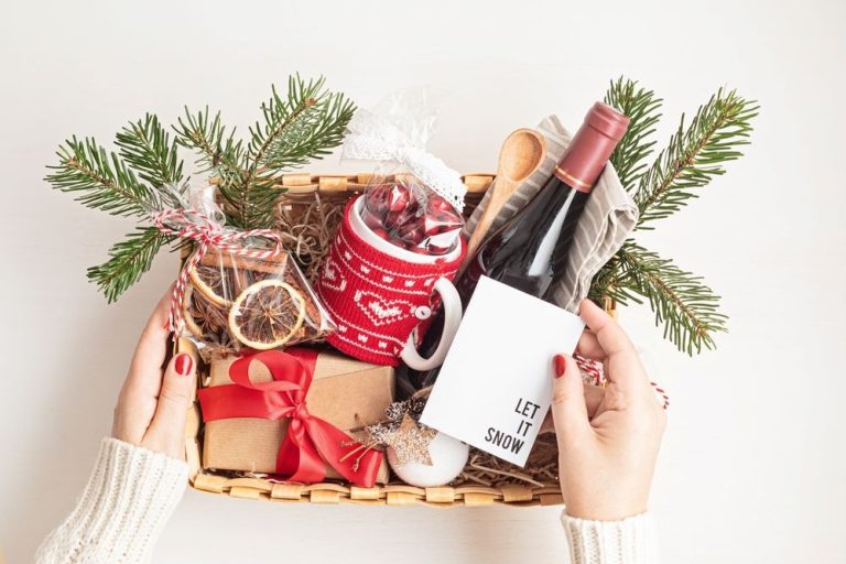 Brindes de Natal personalizados para vender e lucrar em 2024
