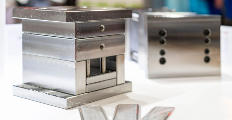 Porta molde é essencial no processo de injeção do plástico